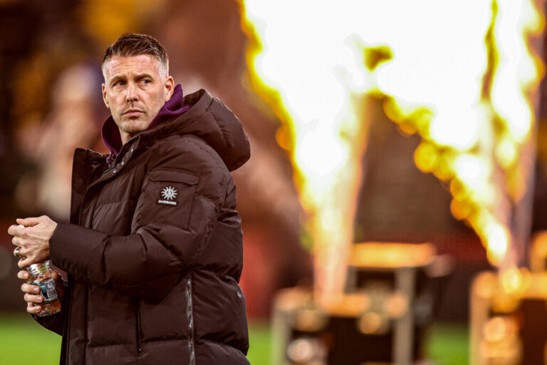 Premier League Managers Face Big Tactical Problems in 2025/26 ...